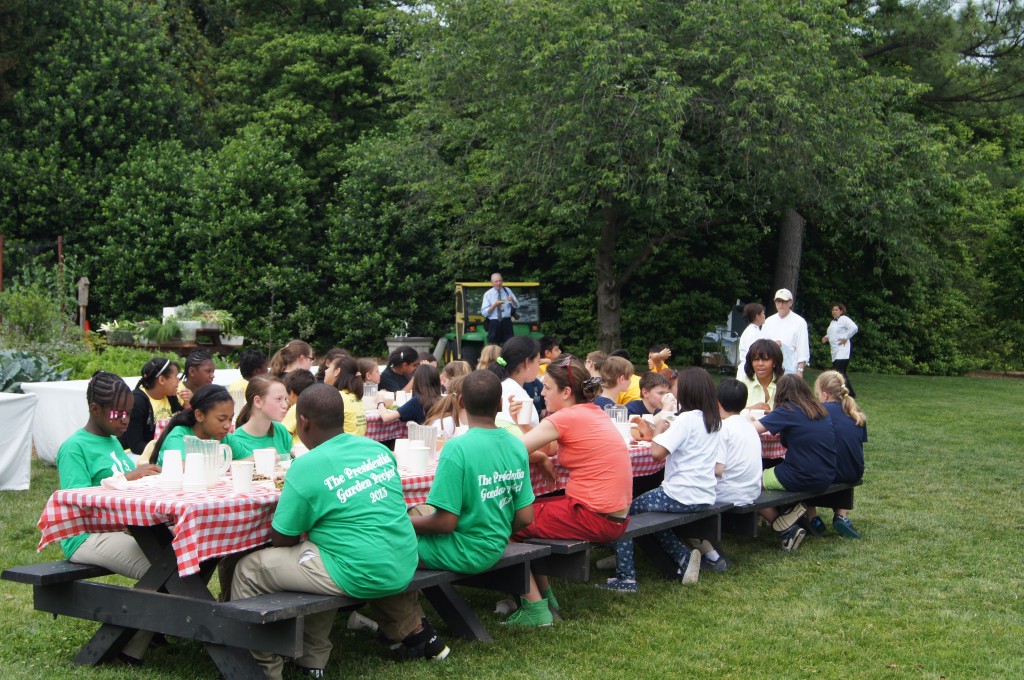 Healey School students return to White House for Kitchen Garden harvest